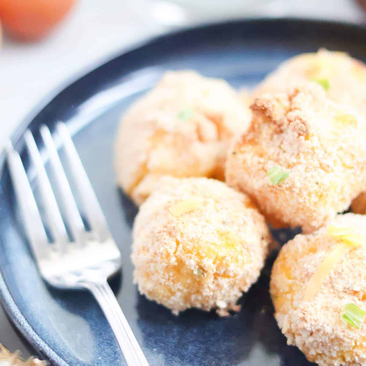 Cheesy Potato Puff Recipe from Leftover Mashed Potatoes - Recipes From ...